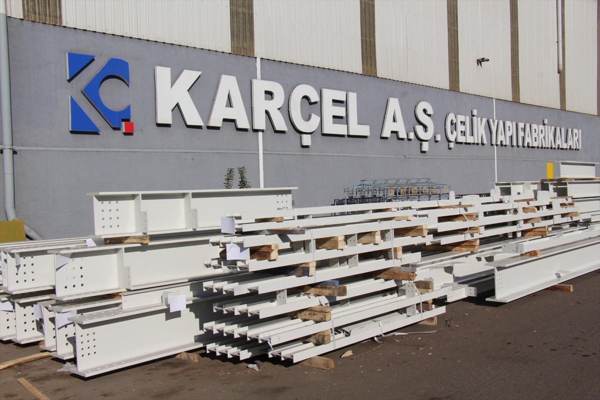 Şişecam'ın yapısal çelik işlerini KARÇEL üstlendi